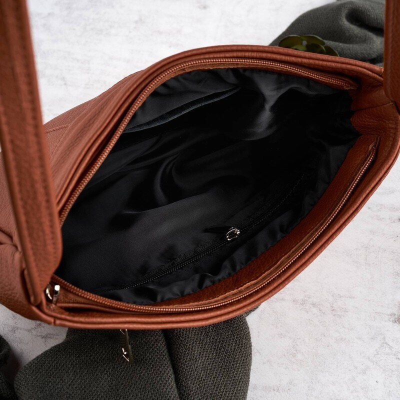 Paolo Peruzzi Dámská kožená kabelka Paul Peruzzi Z-54 světle hnědá ...