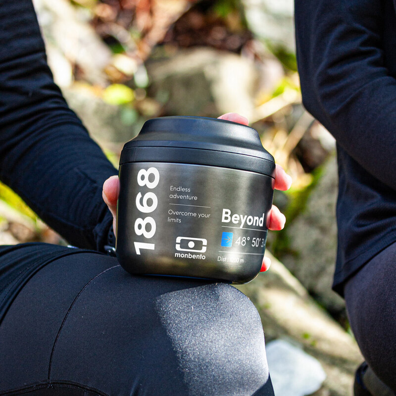 MonBento, Termobox na svačinu Element The Beyond, 550 ml | černá - GLAMI.cz